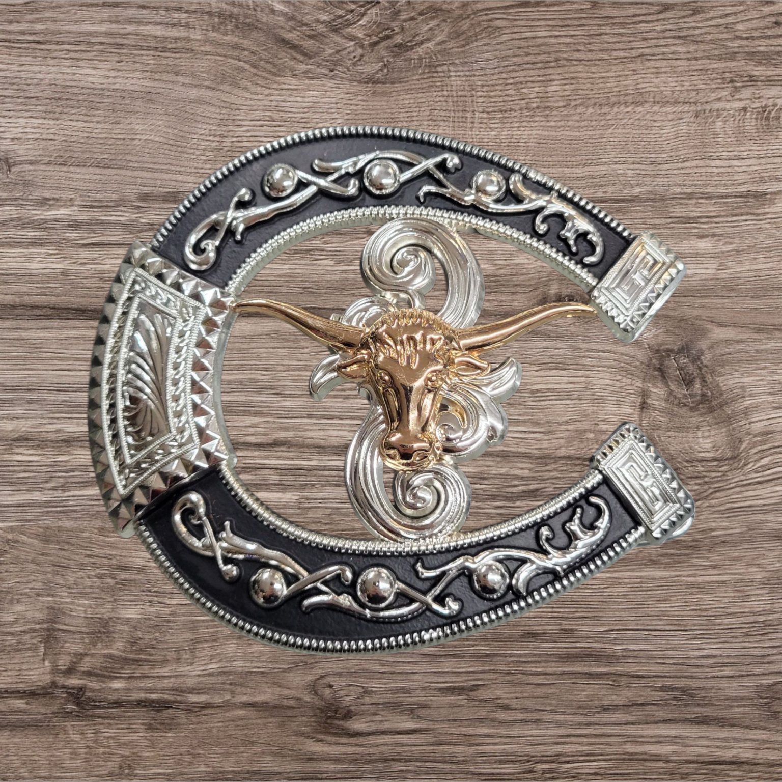 Cowboy Belt Buckle - Long Horn Bull Head 4.25"x3.75"Black Tone/Silver ...